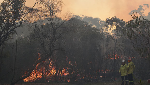 Over 10 homes destroyed as wildfires tear through Perth