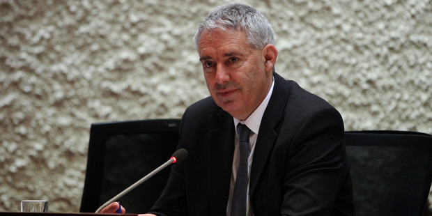 Hastings vote to keep Lawrence Yule, Napier's sticking with Bill Dalton ...