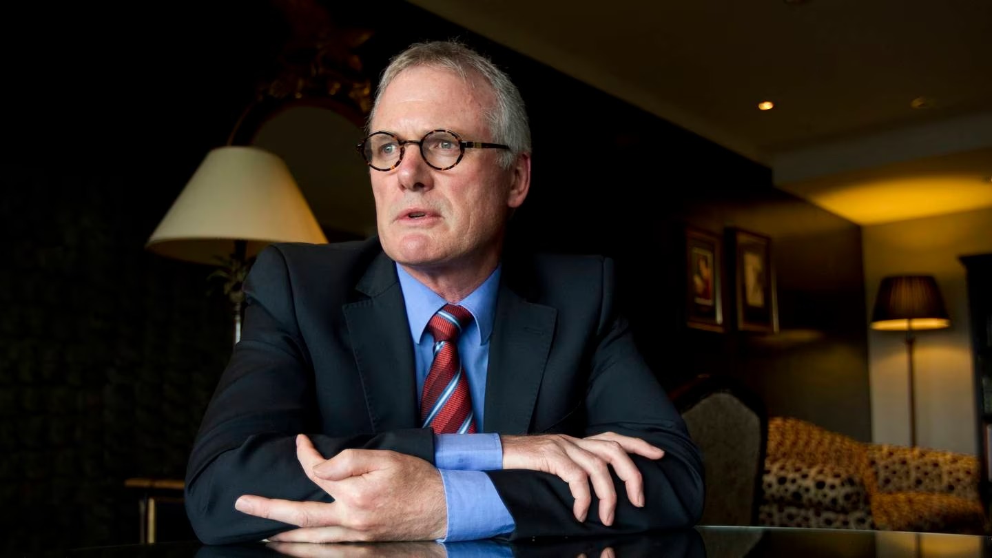 Pollies: MPs discuss comparison between Campbell, Maharey situations