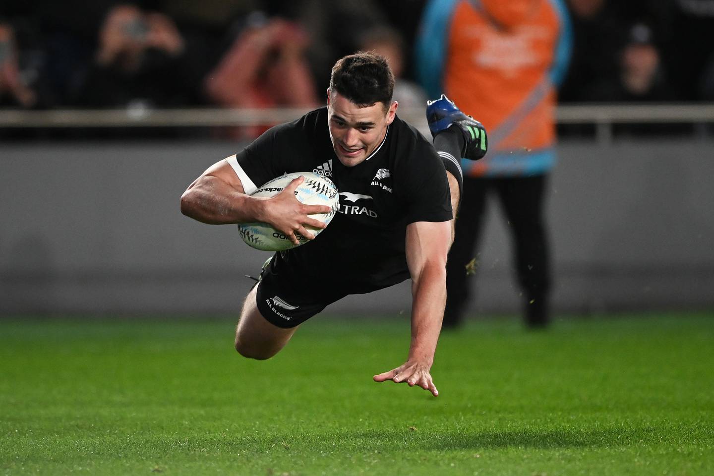 Relentless All Blacks crush Wallabies with familiar flex- win rugby championship