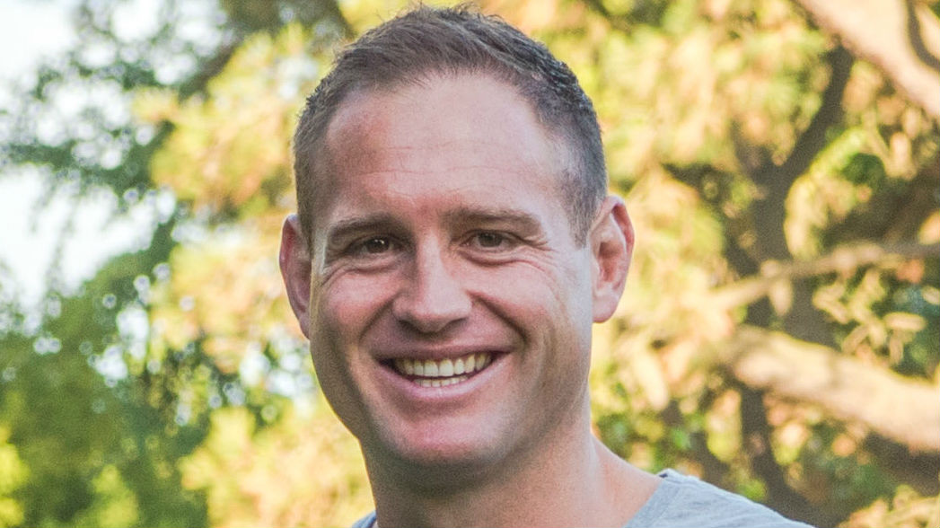 Six And A Song with Andy Ellis