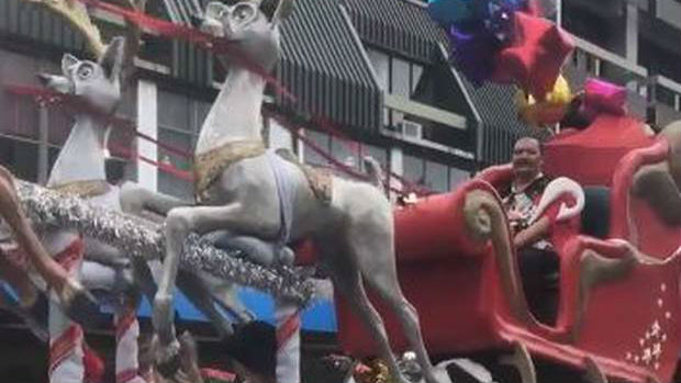 Controversial Santa hits back at Nelson parade: Shouldn't stray from ...