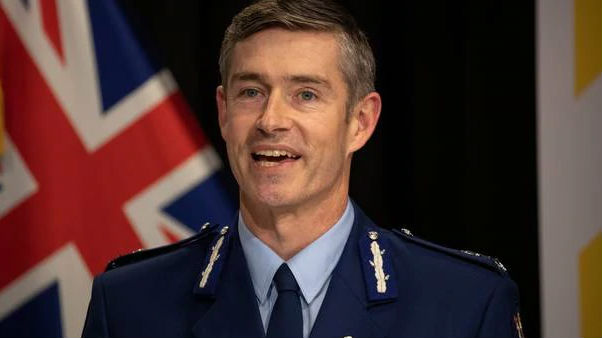 Watch: Police chief details how police will enforce alert level 3