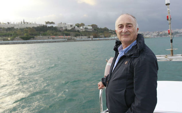 Sir Tony Robinson returns to TV in new travel show