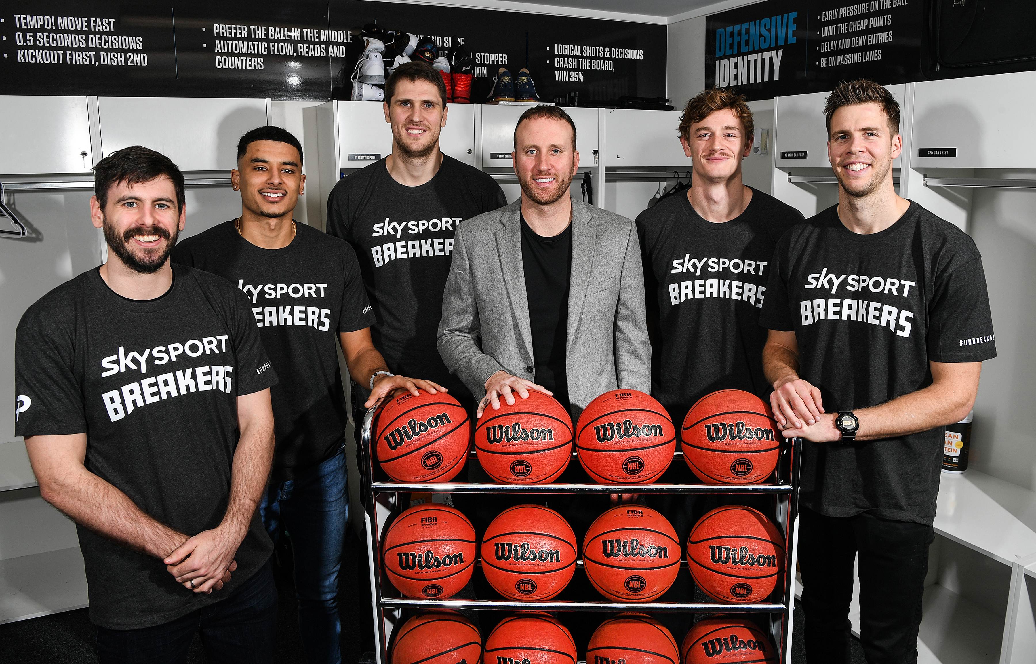 Basketball: Breakers build roster