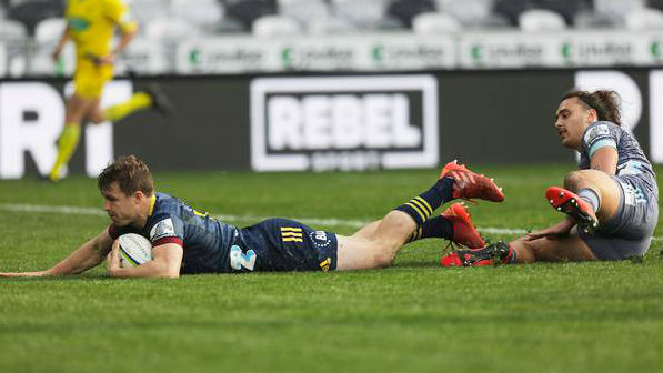 Highlanders too good for Hurricanes in final Super Rugby match