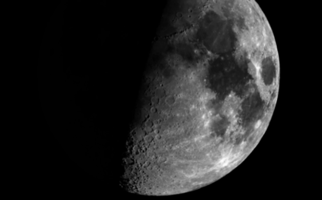 Nasa makes 'exciting new discovery' about the moon
