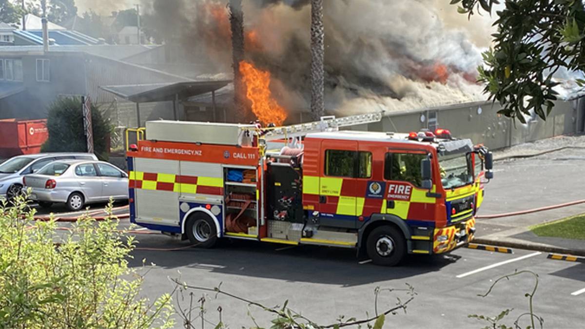 'Ferocious' fire burns through building at central Auckland school