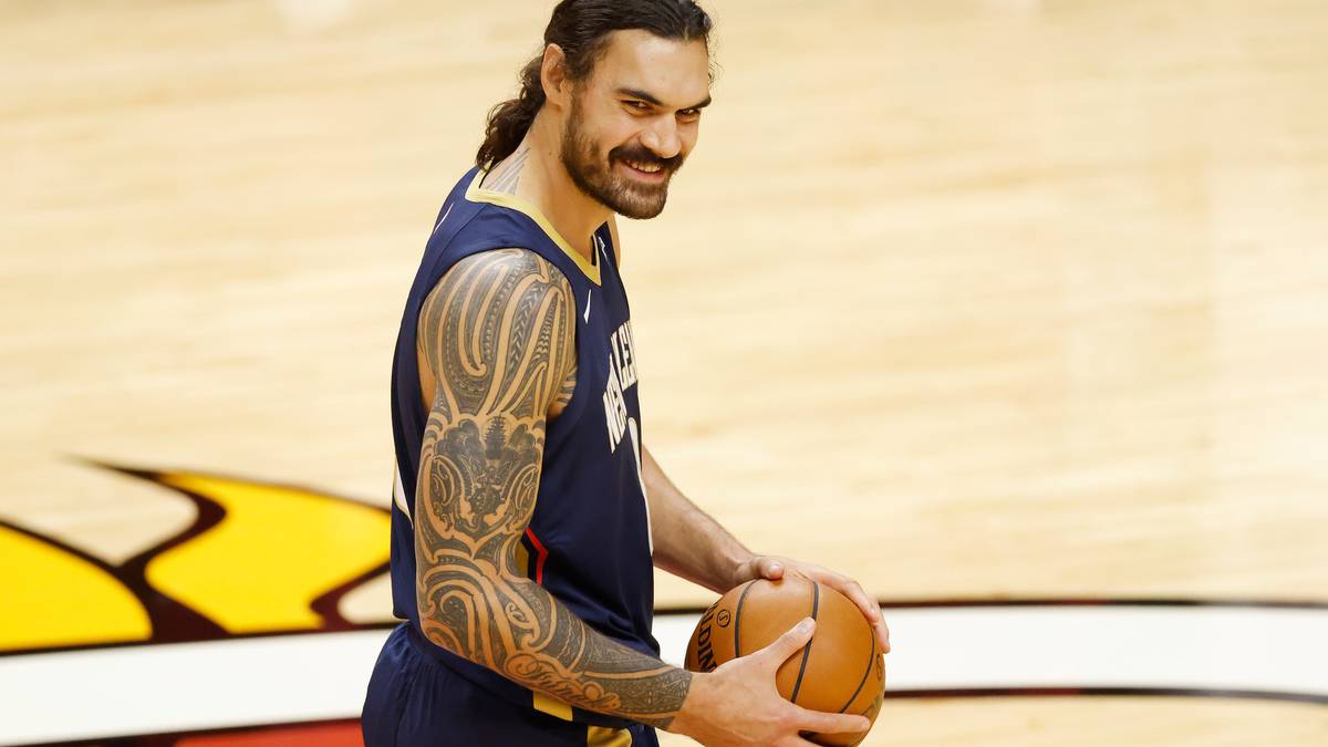 James McOnie on Steven Adams' contract extension