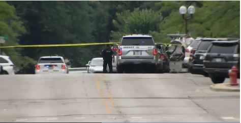 July 4 parade shooting: Six dead and 24 injured in Illinois