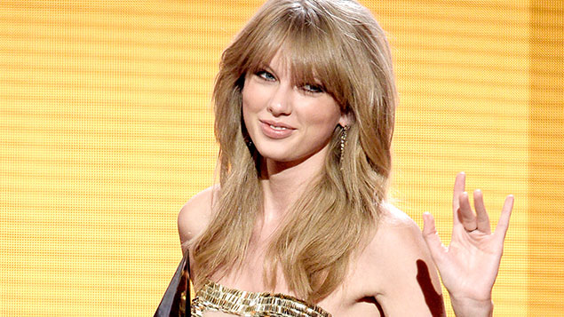 One Direction, Taylor Swift shine at AMAs