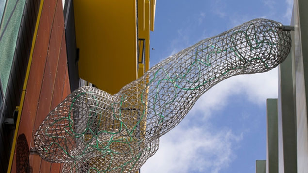 New Zealand train station erects questionably shaped sculpture ...