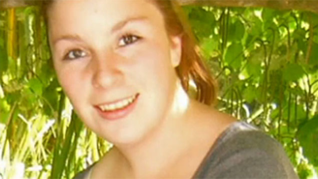 Killer shackled during appeal hearing