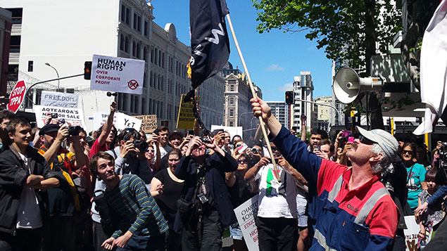 NZ encouraged to back TPP