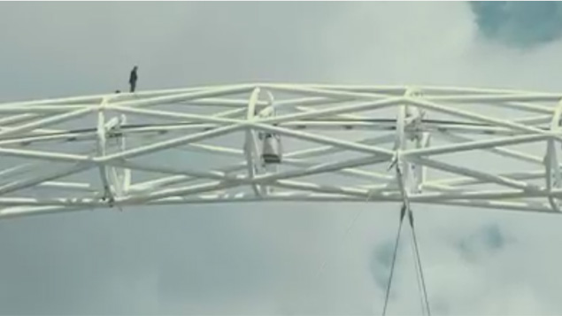 VIDEO: Daredevil climbs Wembley Stadium Arch