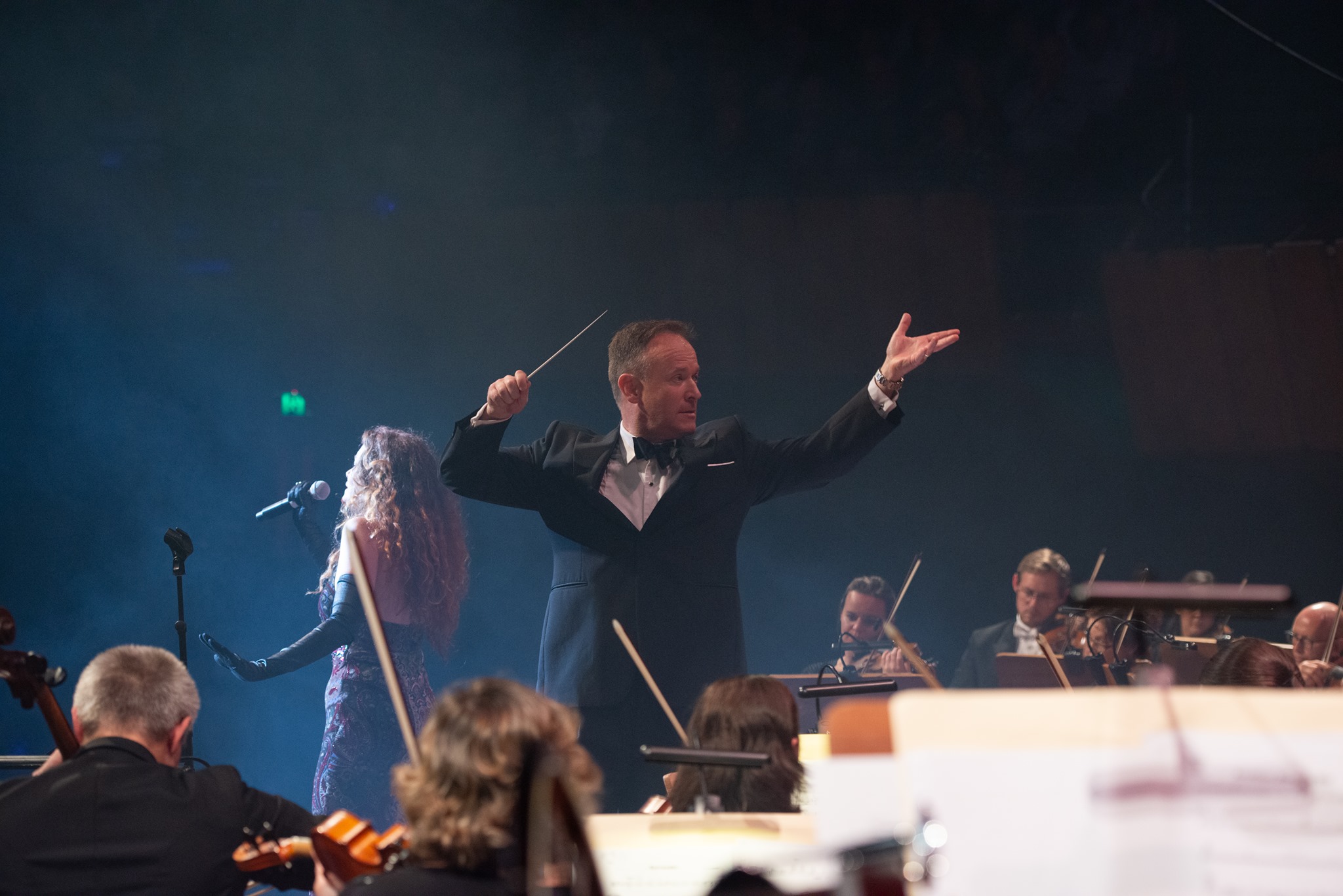 Tim Beveridge previews 'The Music is Bond' live in the studio with Nick ...