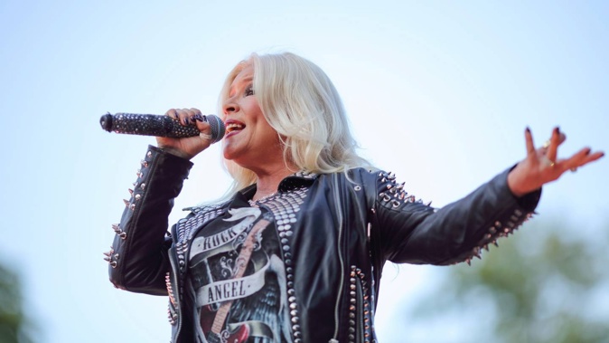 80s Pop Star Samantha Fox Arrested Over Drunken Behaviour On Plane