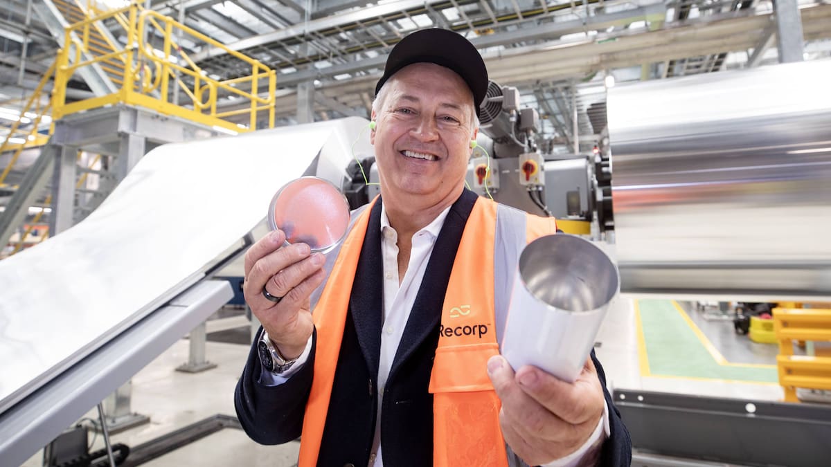 Recorp opening: Kiwi start-up rolls out first NZ-made aluminium cans