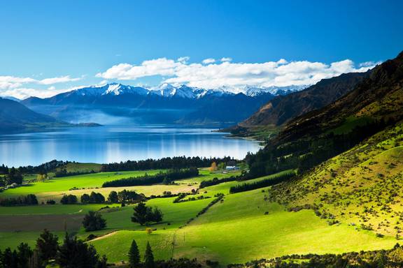 Lake Hawea Station in top 25 best hotels and retreats, the only NZ location