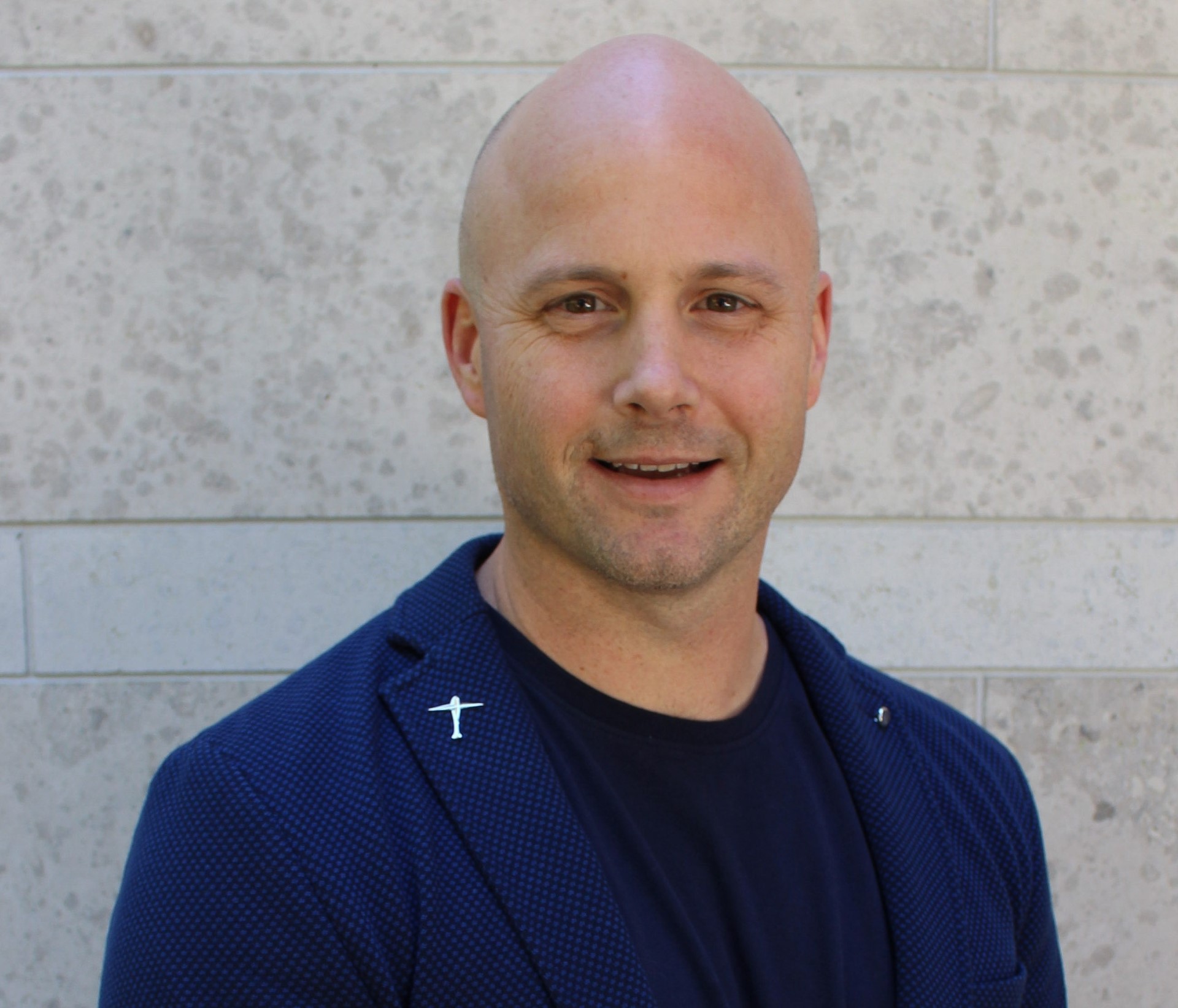 Aviation expert Fletcher McKenzie returns with new book From The Pilot ...