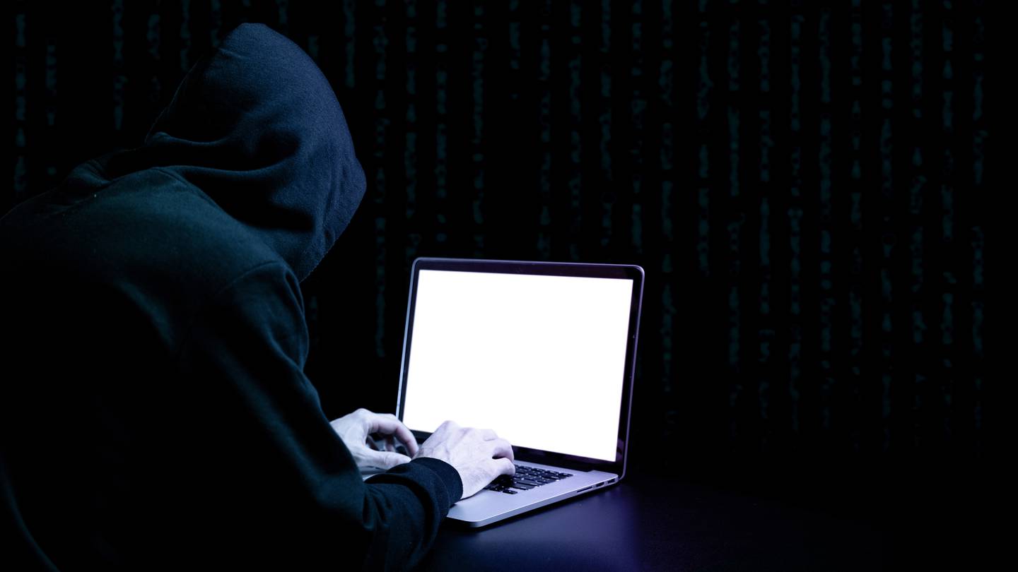 Sleuth says Twitter hack exposed more than 200 million users' email ...