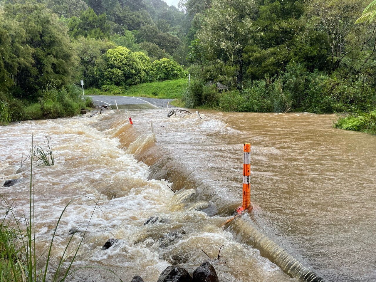 Live: Cyclone Hale tracking as '1-in-20 year storm' for Coromandel ...