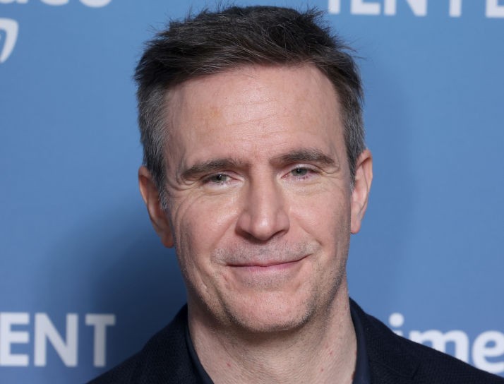 Jack Davenport: UK actor on life imitating art in 10 Percent