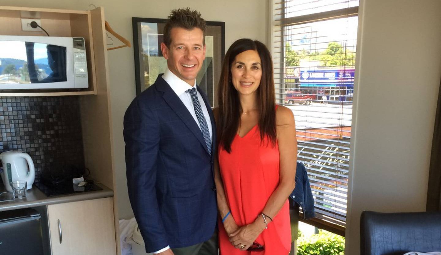 Emotional host Simon Barnett pays tribute to wife, Jodi, amid latest ...